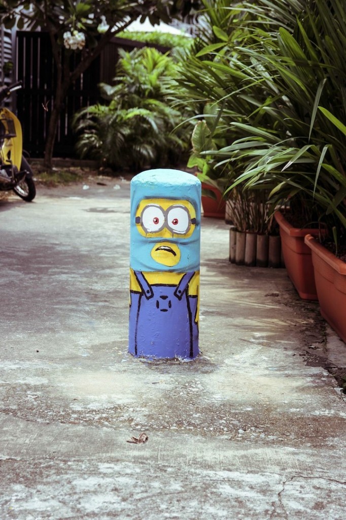 Minions Street Art Springs Up in Singapore – Feel Desain | your daily ...