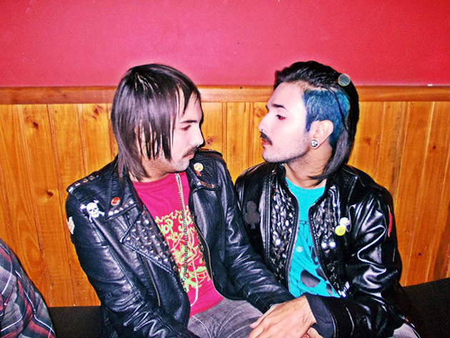 Boyfriend twins – Feel Desain | your daily dose of creativity