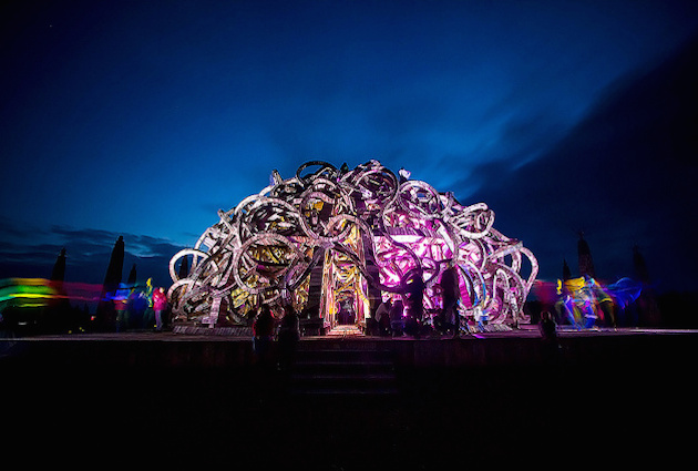 Twisting Video Mapping Light Show | N. Polissky – Feel Desain | your ...