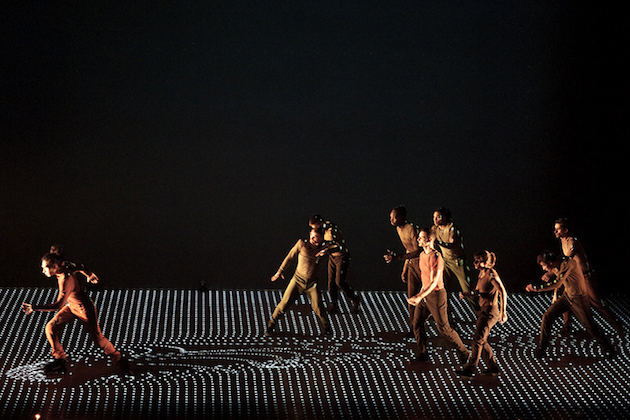 Dance & digital projections | Adrien M & Claire B – Feel Desain | your ...