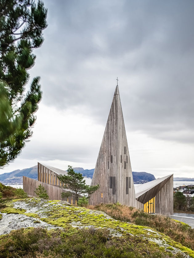Futuristic Norwegian Church | Reiulf Ramstad Arkitekter – Feel Desain ...