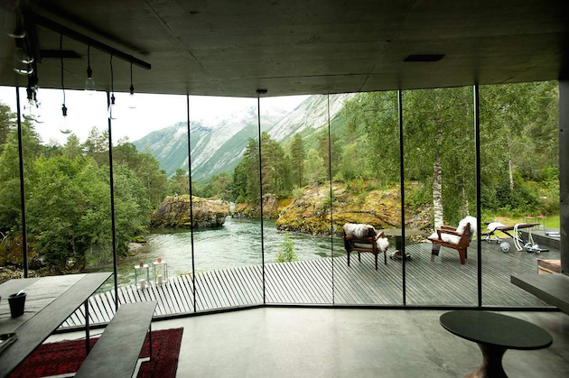Ex Machina Movie House – Feel Desain | your daily dose of creativity