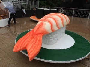 MASSIVE PLATES OF SUSHI FLOATING IN THE RIVER – Feel Desain | your ...